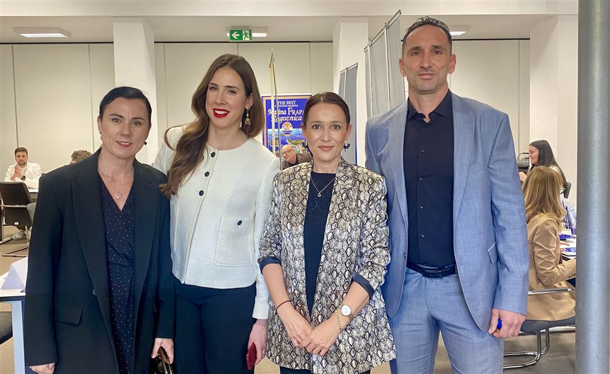 article | University department of professional studies | University of ...